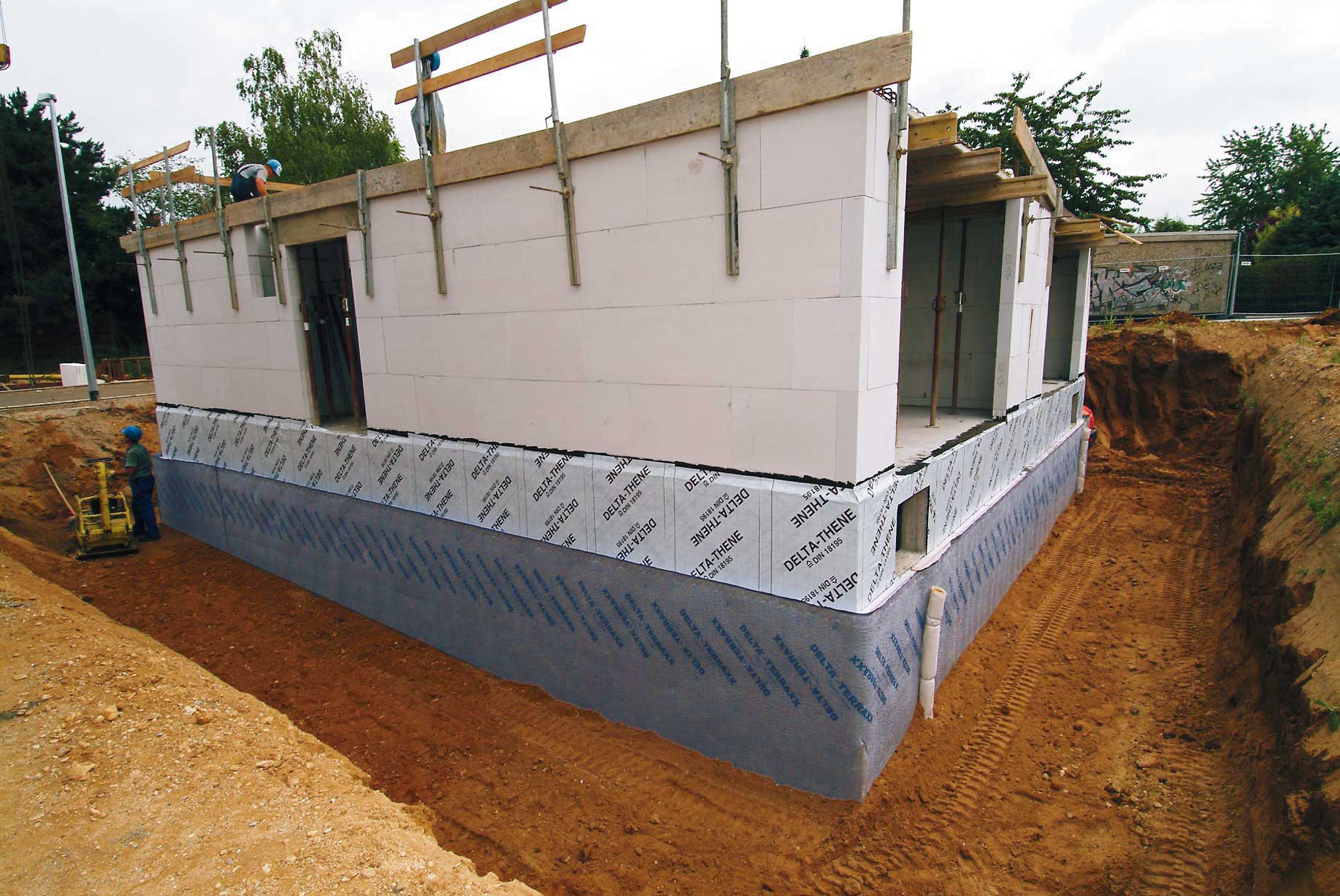 DELTA®-TERRAXX - RAF Ürün Dergisi