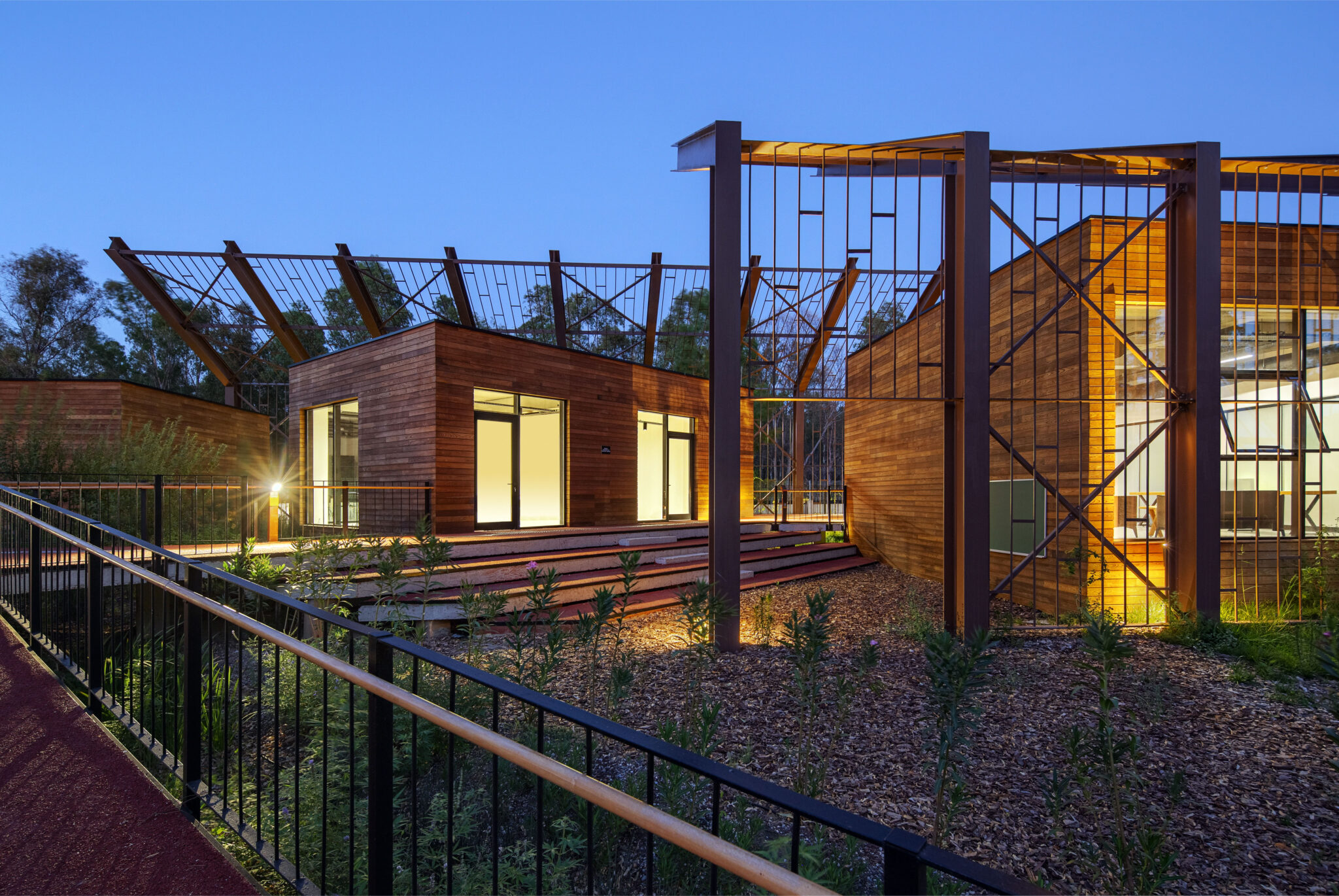 Mert Uslu - RAF Ürün Dergisi